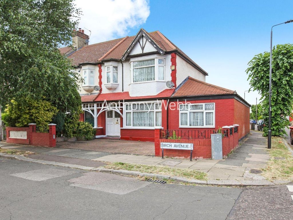 3 Bed End Terrace House For Sale In Birch Avenue Palmers Green London