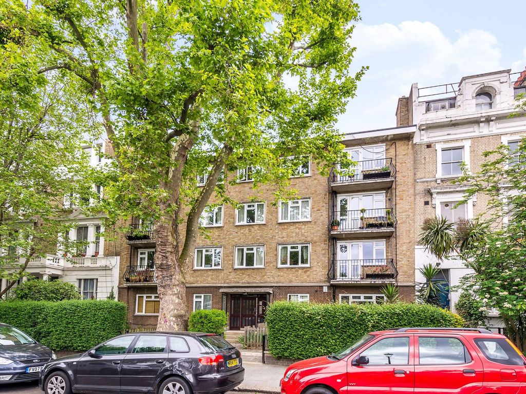 3 bed flat for sale in Cambridge Gardens, Portobello, London W10, £ ...