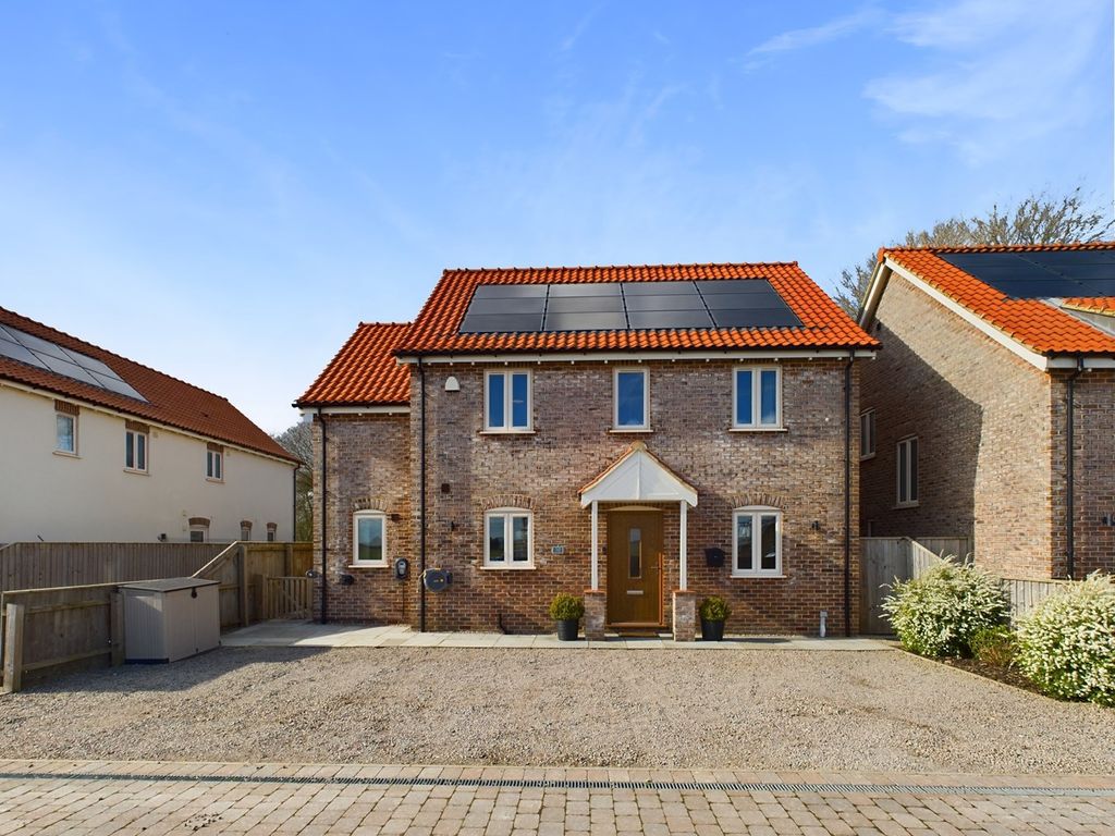 4 bed detached house for sale in Silt Road, Nordelph, Downham Market ...