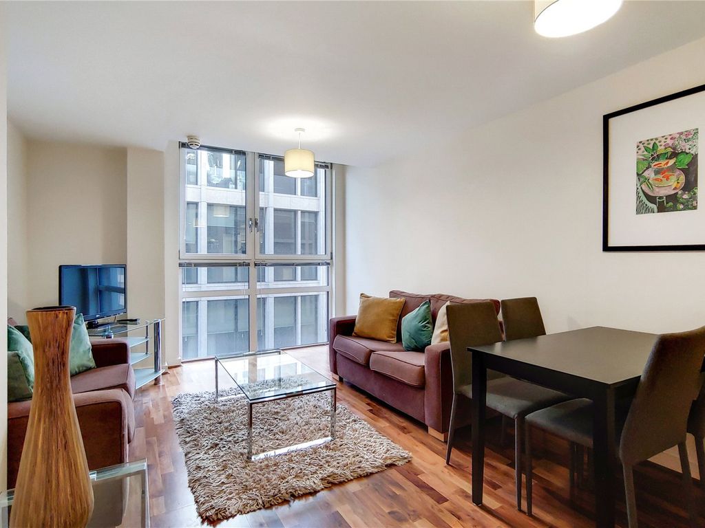 2 bed flat to rent in Lambs Passage, London EC1Y - Zoopla