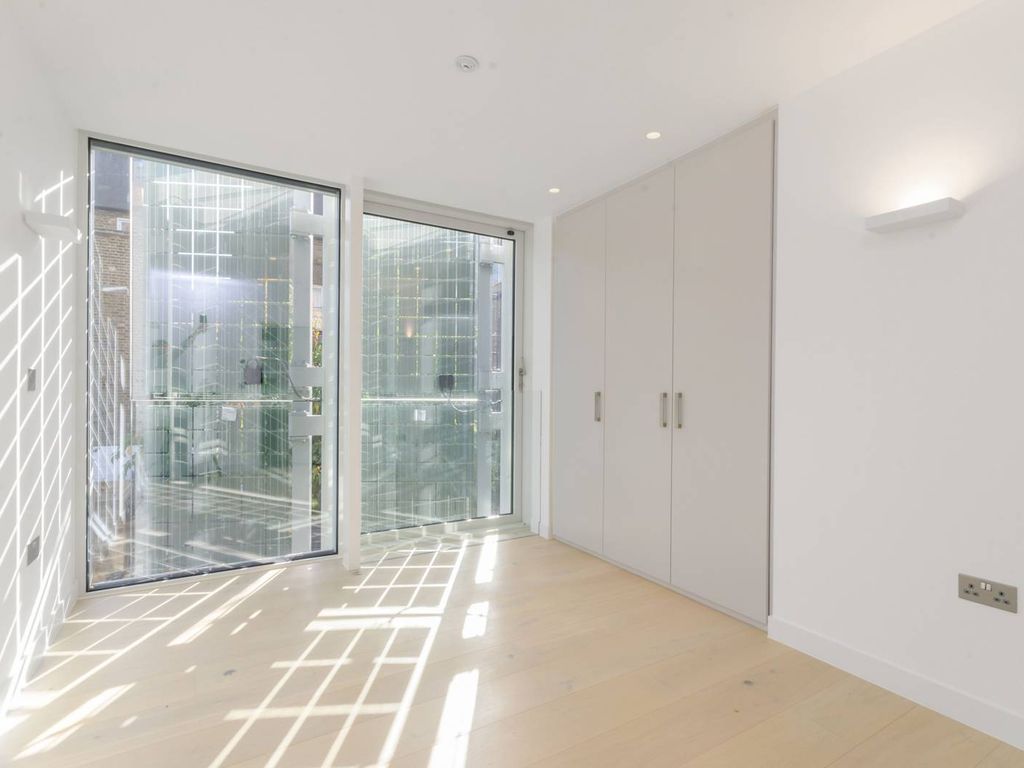 4 bed mews house for sale in Fulham Road, Fulham, London SW6 - Zoopla