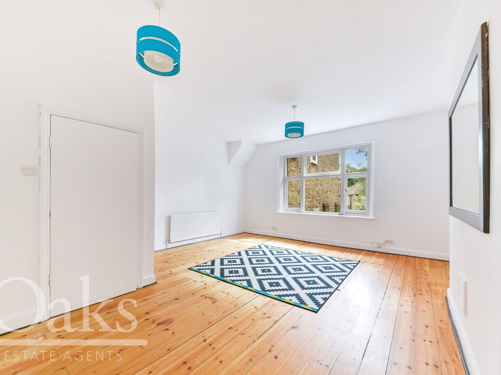 2 bed flat to rent in Palace Road, London SW2, £1,750 pcm - Zoopla