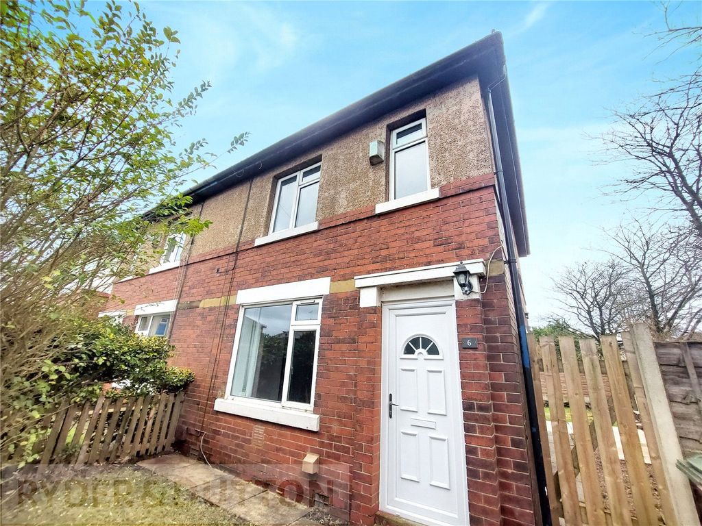 3 Bed Semi Detached House For Sale In Woodleigh Road Springhead