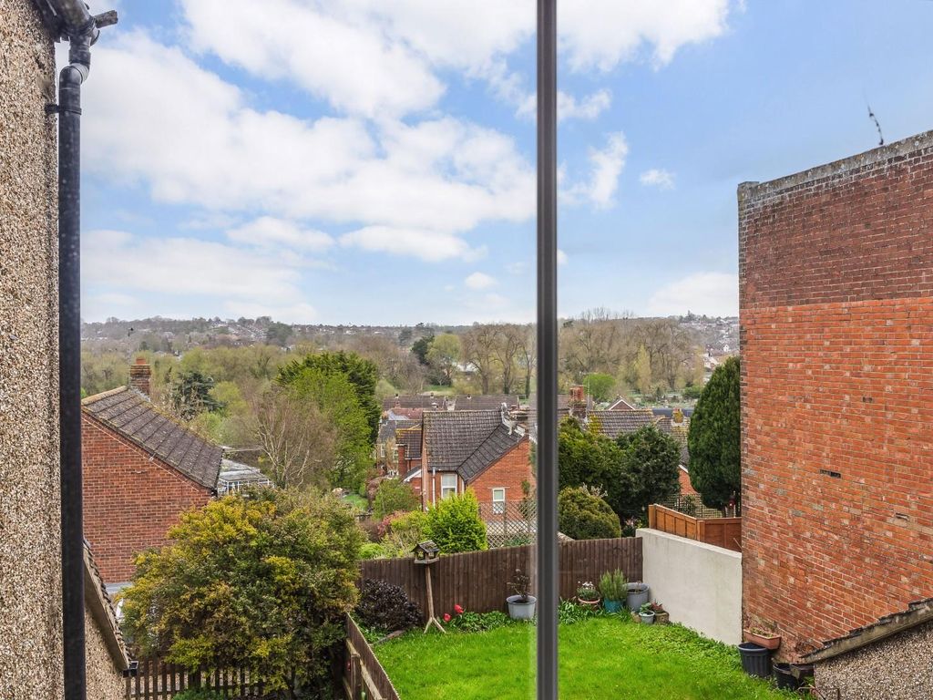 3 bed semi-detached house for sale in Devizes Road, Salisbury SP2, £285,000 - Zoopla