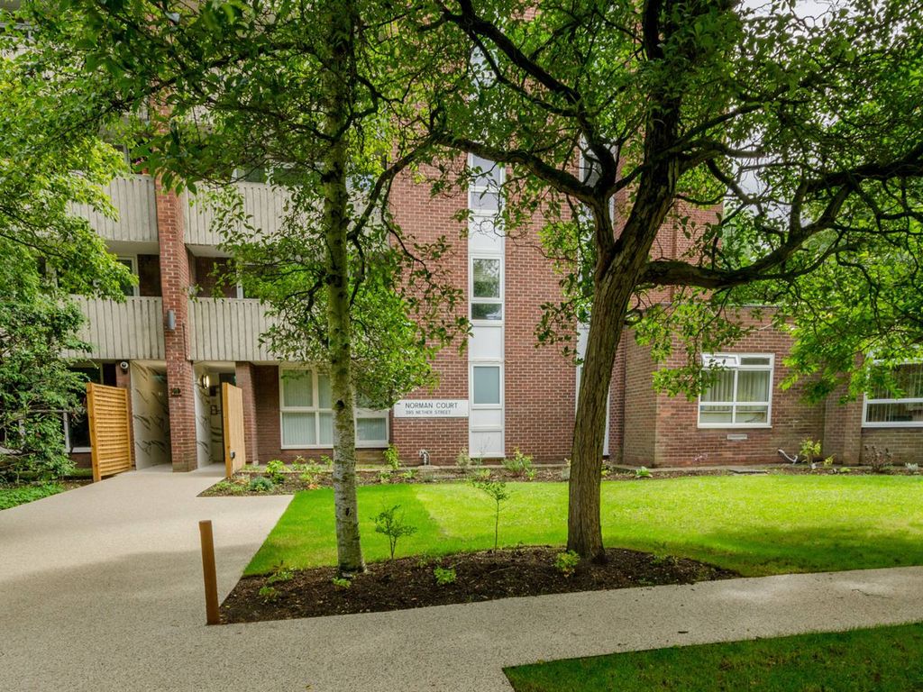 2 bed flat to rent in Nether Street, Finchley, London N3, £2,200 pcm ...