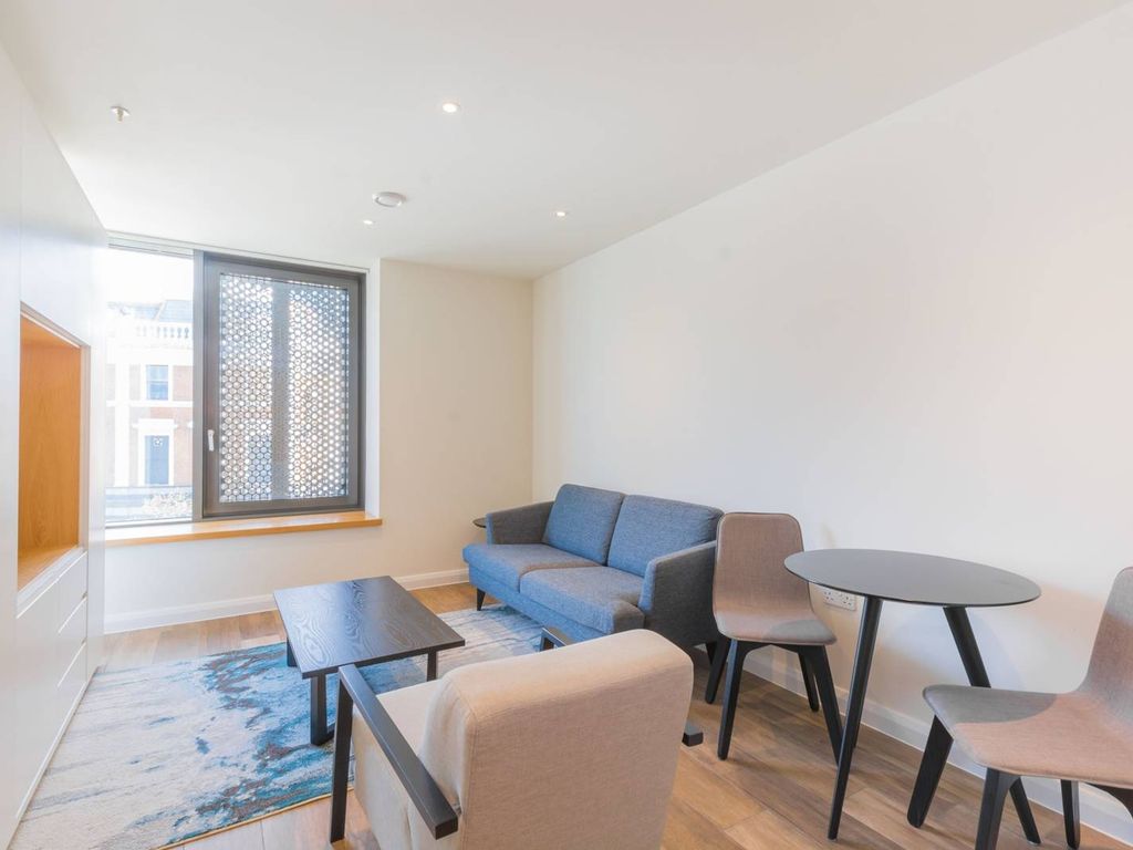 Studio to rent in Vantage Point, Archway, London N19, £2,300 pcm - Zoopla