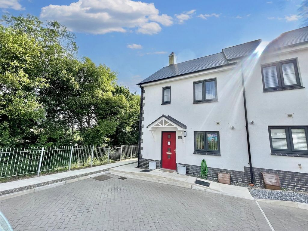 2 bed end terrace house for sale in Cornfields Walk, Sageston, Tenby ...
