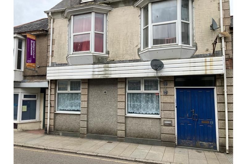 1 bed flat to rent in Cross Street, Camborne TR14, £650 pcm - Zoopla