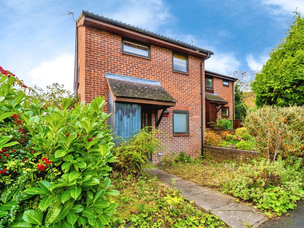 1 bed terraced house for sale in Lowden Close, Winchester SO22, £ ...