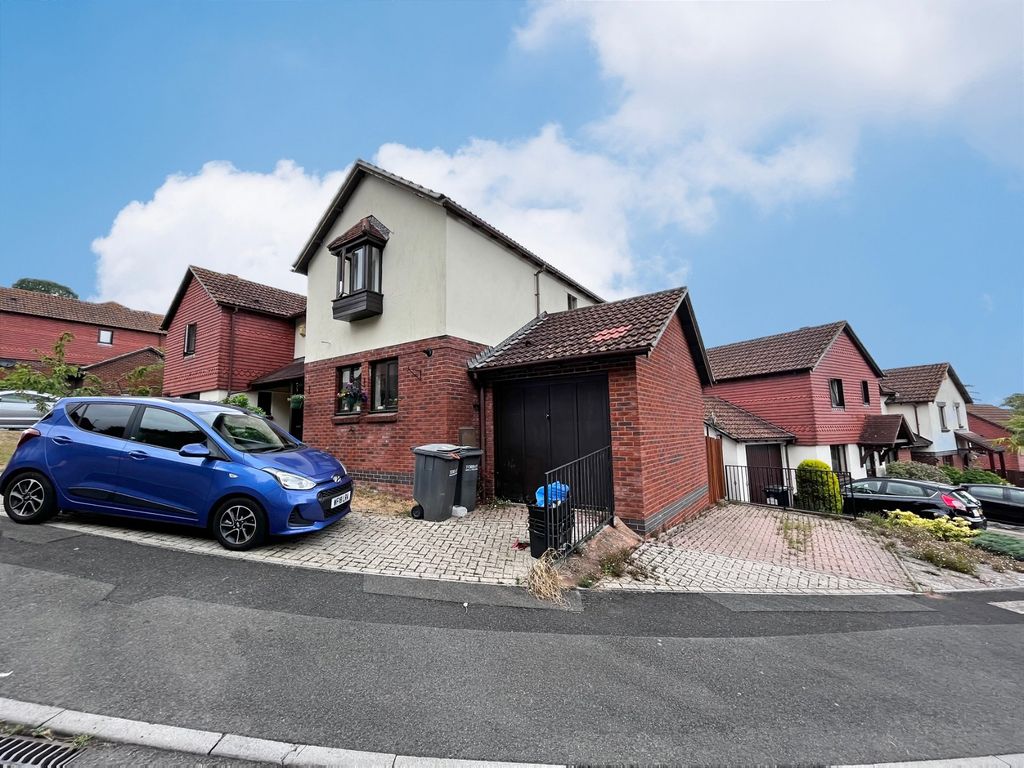 3 bed semi-detached house for sale in Mariners Way, Preston, Paignton ...