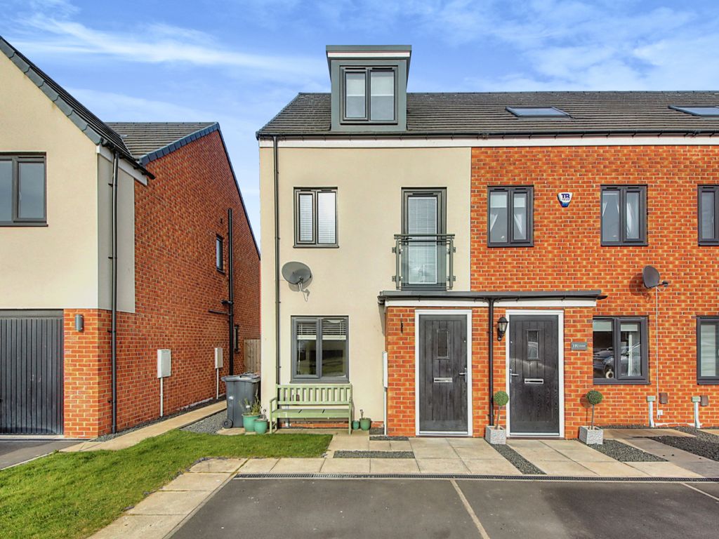 3 Bed End Terrace House For Sale In Low Gardens Wallsend Tyne And