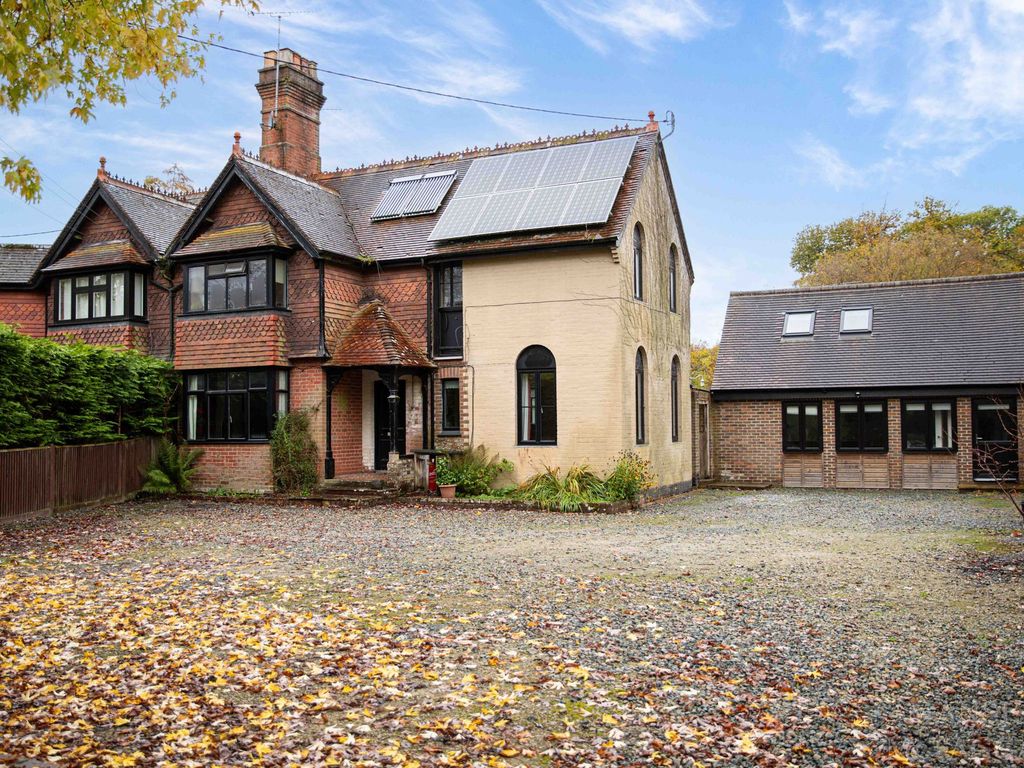 5 bed semi-detached house for sale in Cansiron Lane, Cowden TN8, £ ...