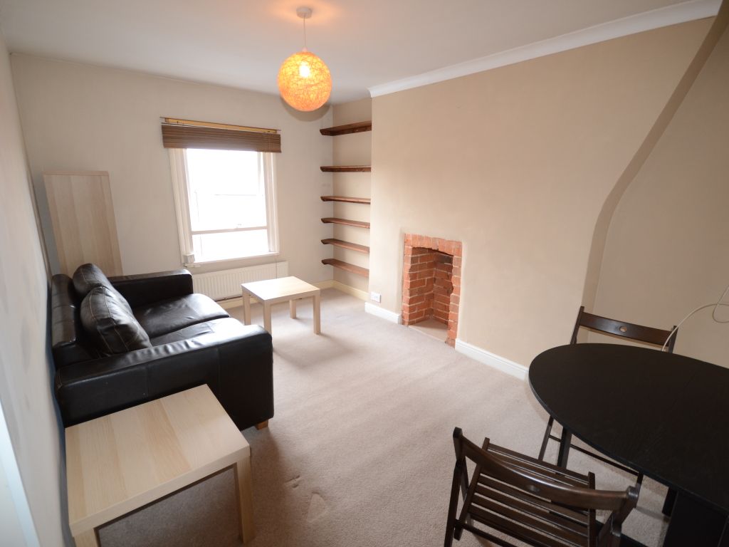 1 bed flat to rent in Russell Street, Reading, Berkshire RG1, £825 pcm ...