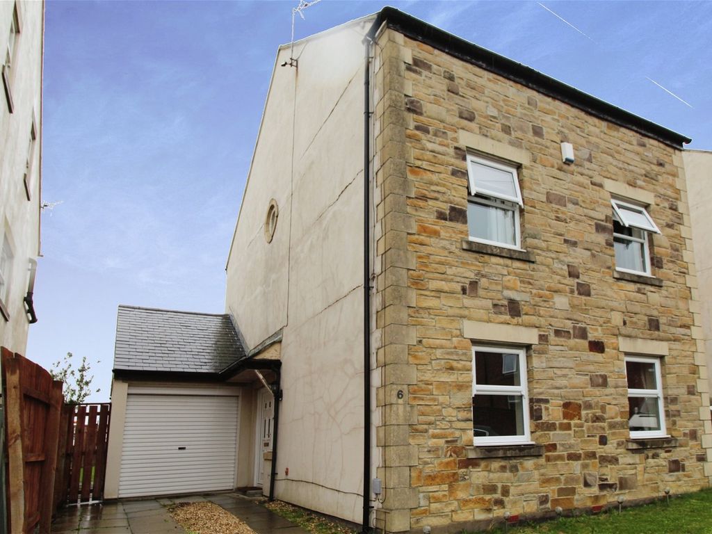 4 bed detached house for sale in Strothers Road, High Spen, Rowlands ...