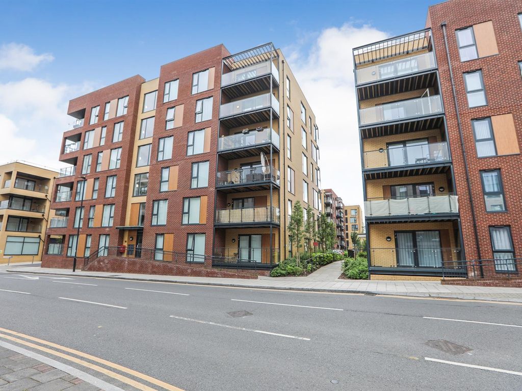 New home, Studio for sale in Grove Park, London NW9 - Zoopla