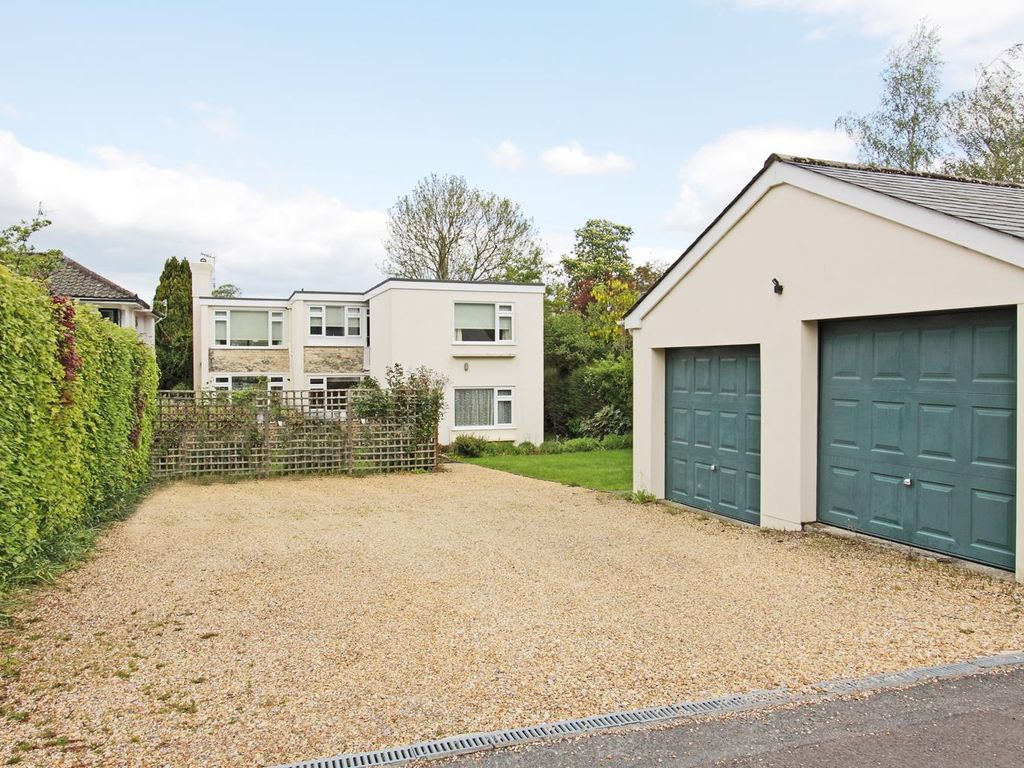 2 bed flat to rent in Watersmeet Road, Salisbury SP2 - Zoopla