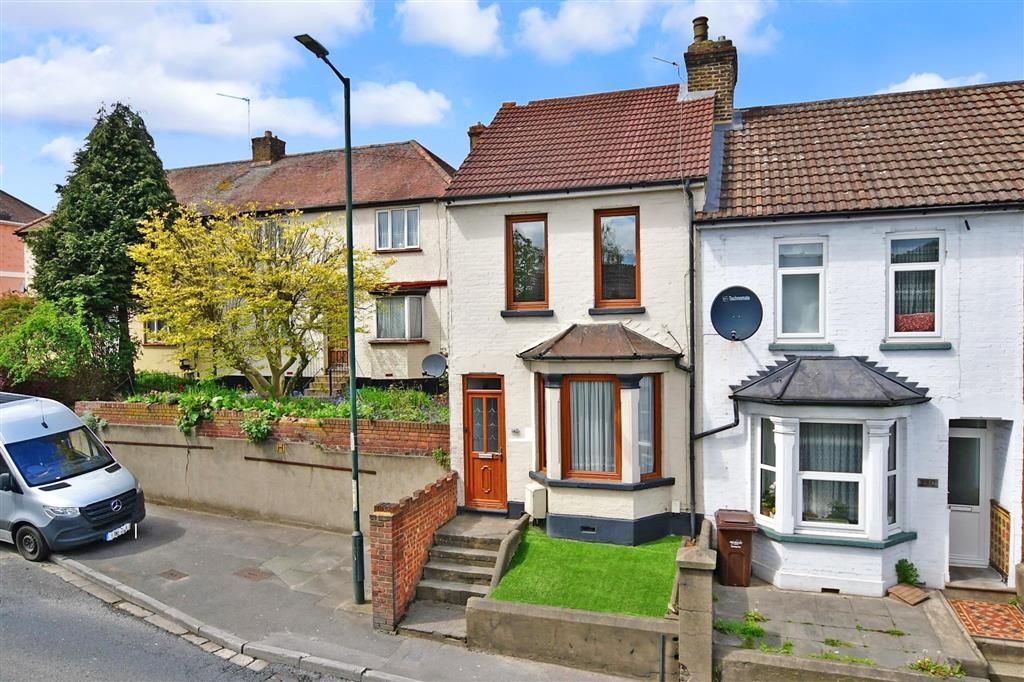 3 Bed End Terrace House For Sale In Cuxton Road Strood Rochester