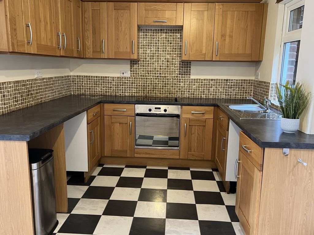 2 bed property to rent in Exwick Road, Exwick, Exeter EX4 - Zoopla