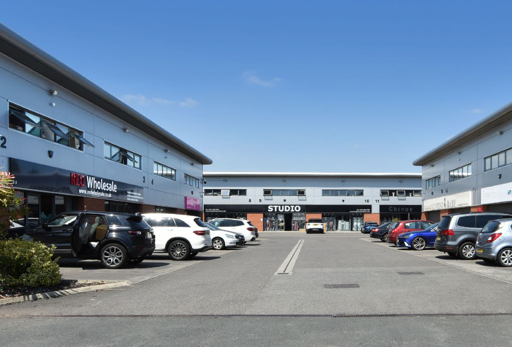 Light industrial to let in Broughton Street, Manchester M8, Non quoting ...