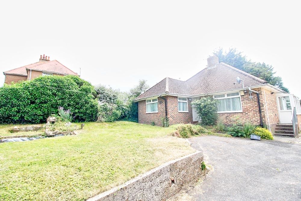 2 bed detached house for sale in Friday Street, Eastbourne BN23 - Zoopla