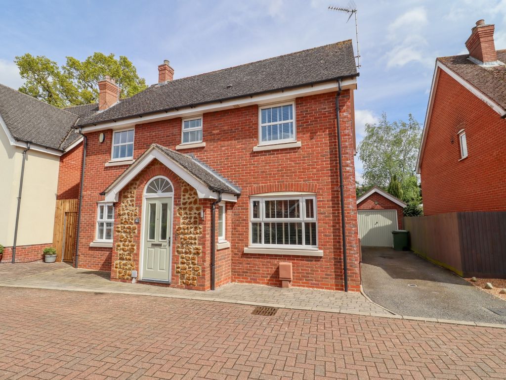 4 Bed Detached House For Sale In Deas Road South Wootton Kings Lynn