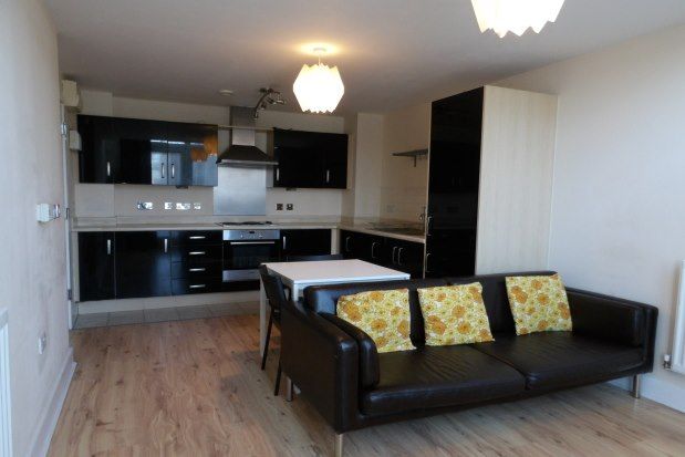 1 bed flat to rent in Mason Way, Birmingham B15, £895 pcm - Zoopla
