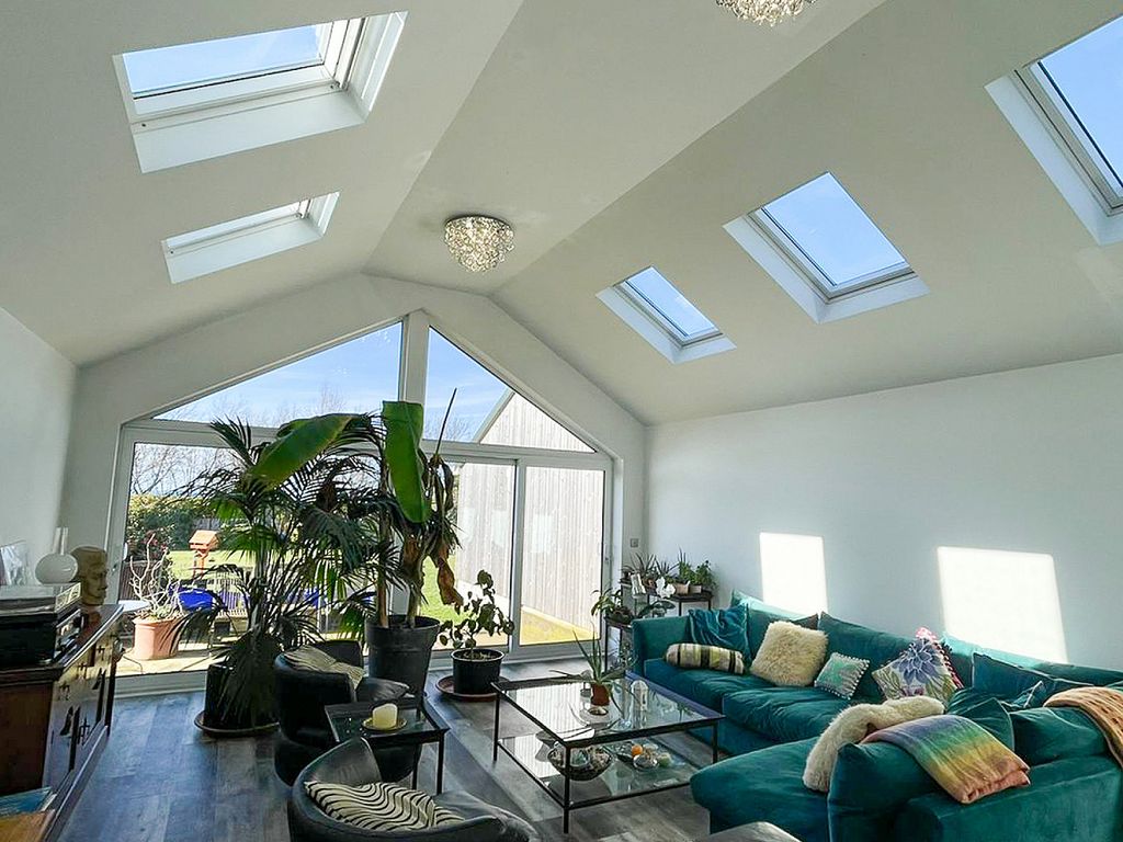 2 bed flat to rent in Annex Apartment, High Tilt, Douglas Road, Kirk ...