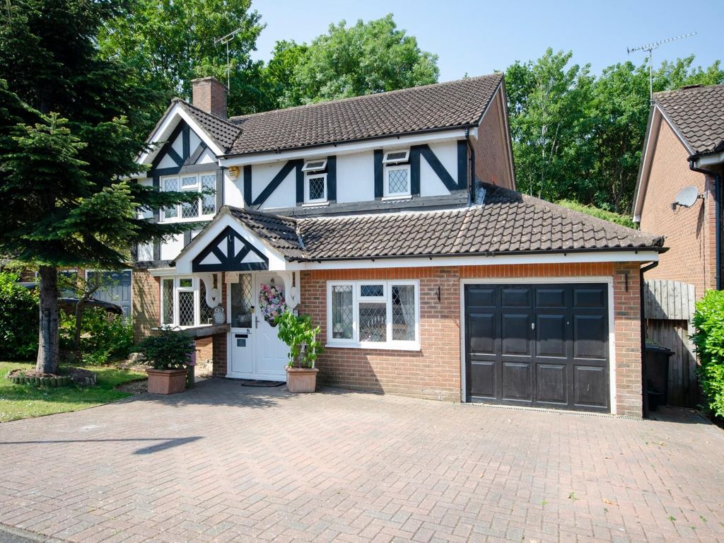 4 bed detached house for sale in Ullswater Avenue, West End ...