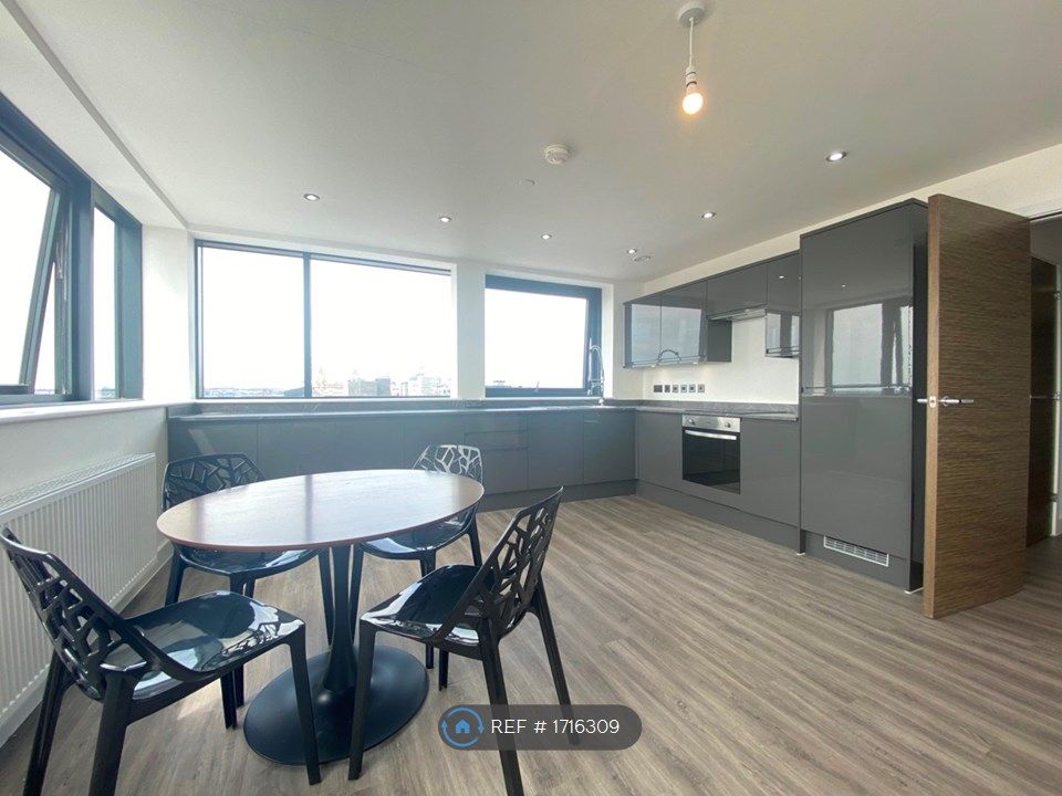 2 bed flat to rent in Hurst Street, Liverpool L1 - Zoopla