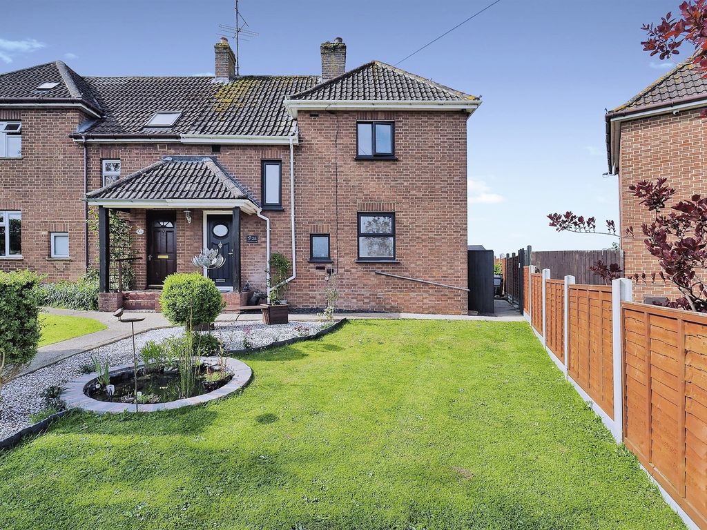 3 bed semi-detached house for sale in Thorneydown Road, Winterbourne ...
