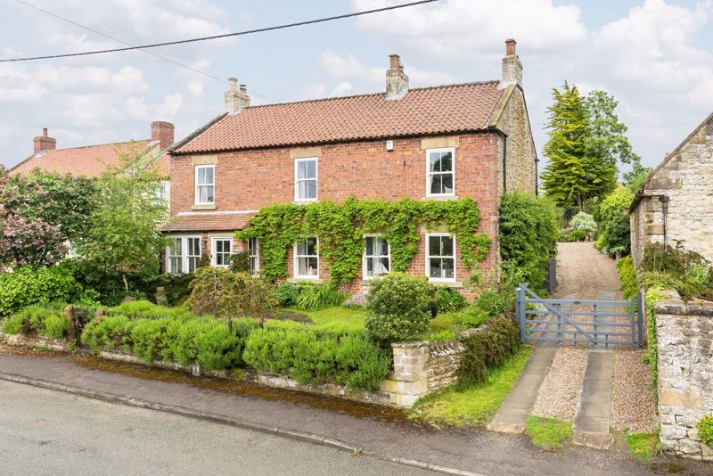 3 bed detached house for sale in Cropton, Pickering YO18, £650,000 - Zoopla