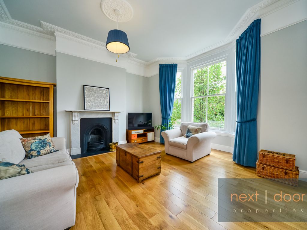 2 bed flat to rent in South Lambeth Road, London SW8, £2,600 pcm - Zoopla