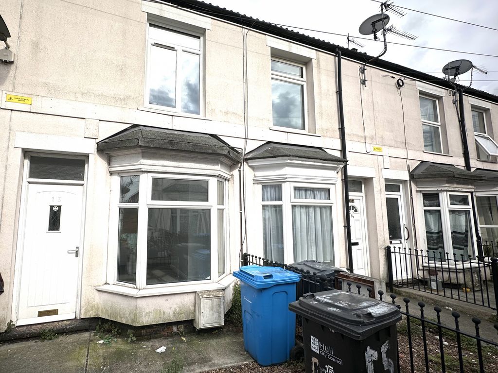 2 bed terraced house to rent in Avenue Crescent, Albemarle Street, Hull ...