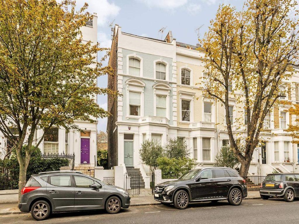 2 bed flat for sale in Lancaster Road, London W11 - Zoopla
