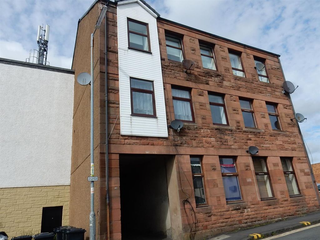 2 bed flat to rent in Young Street, Wishaw ML2 - Zoopla