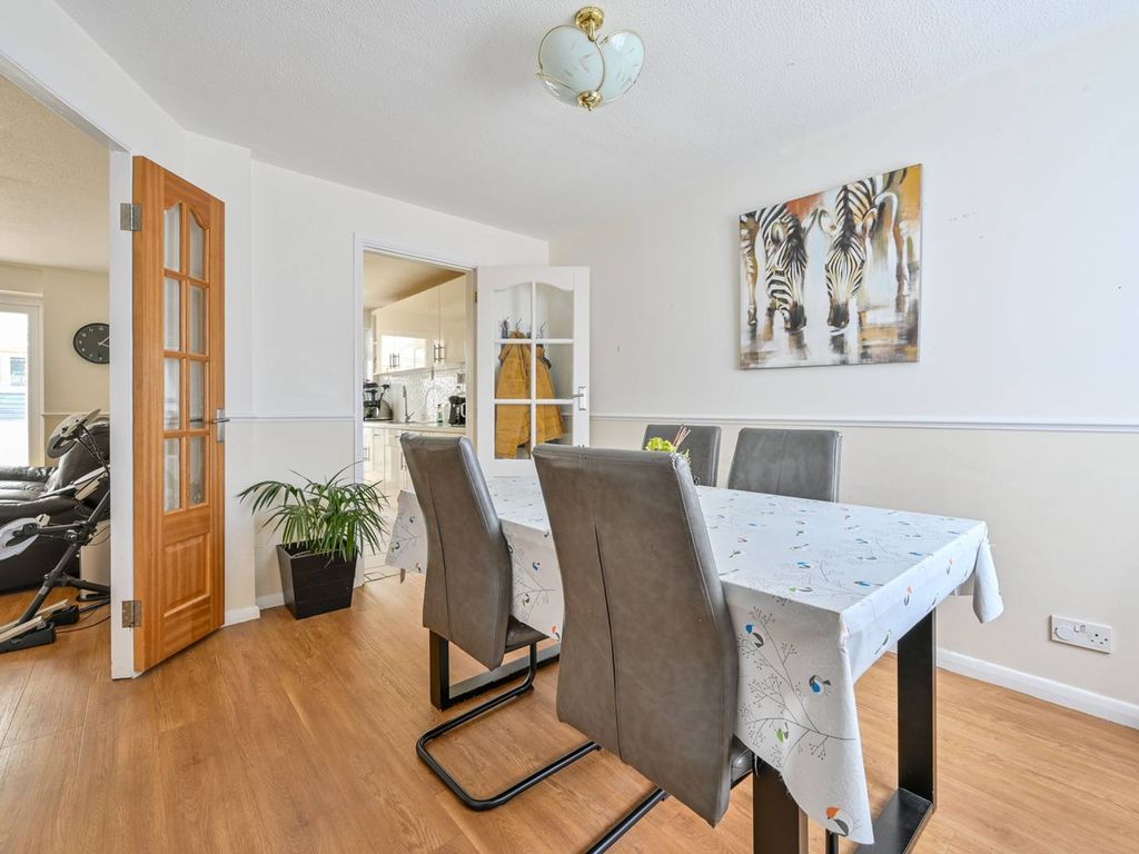 3 bed semi-detached house to rent in Cornfields, Farncombe, Godalming ...