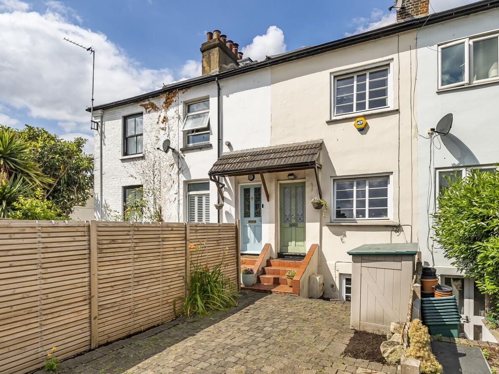 2 bed town house for sale in Park Road, Kingston Upon Thames KT2, £ ...