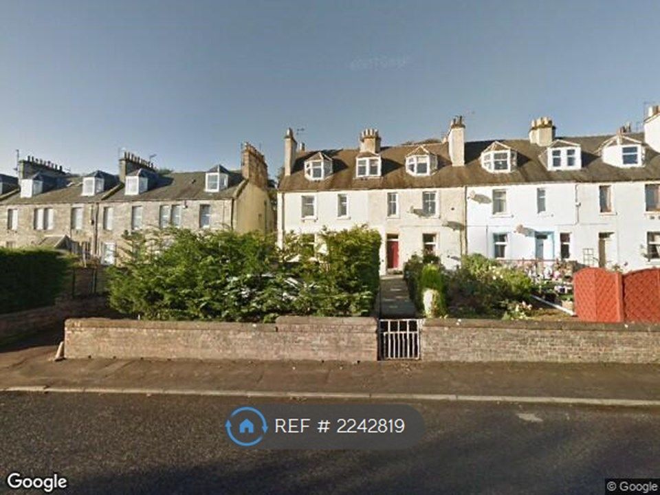 2 bed flat to rent in Main Street, Guardbridge, St. Andrews KY16, £950 ...