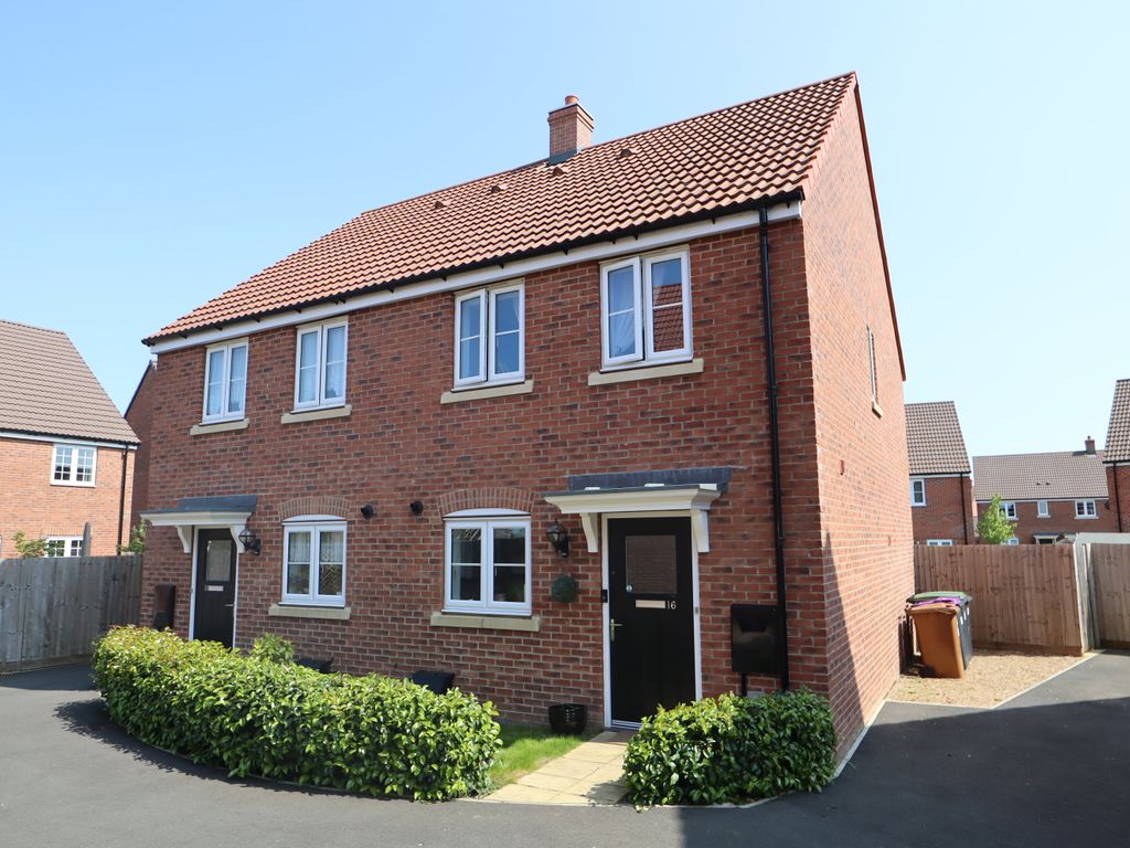 2 bed semi-detached house for sale in Craven Way, Navenby LN5 - Zoopla