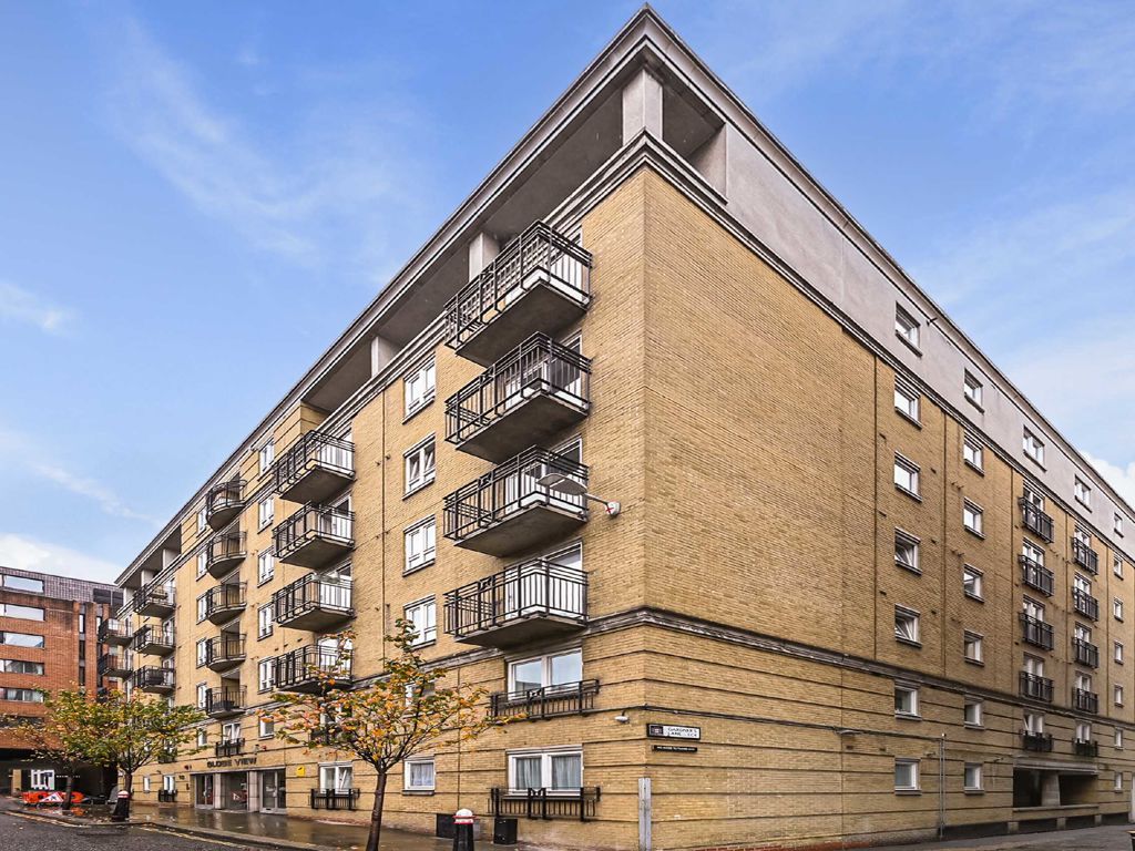 2 bed flat for sale in High Timber Street, London EC4V, £750,000 - Zoopla