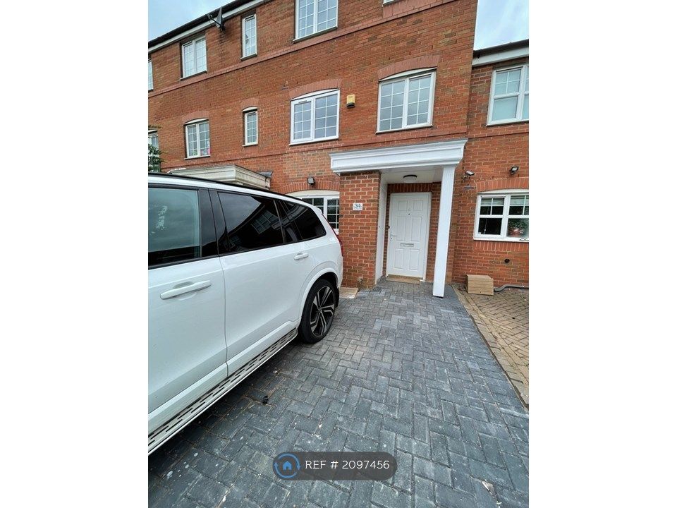4 Bed Terraced House To Rent In Long Saw Drive Birmingham B31 £1 750
