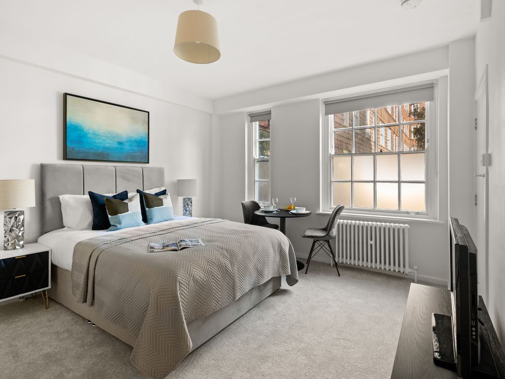 Studio to rent in Dolphin Square, Chichester Street, Pimlico, London ...