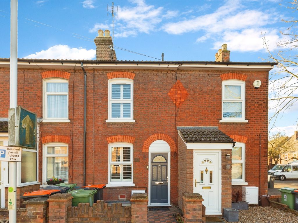 2 bed terraced house for sale in Victoria Street, Dunstable LU6, £ ...