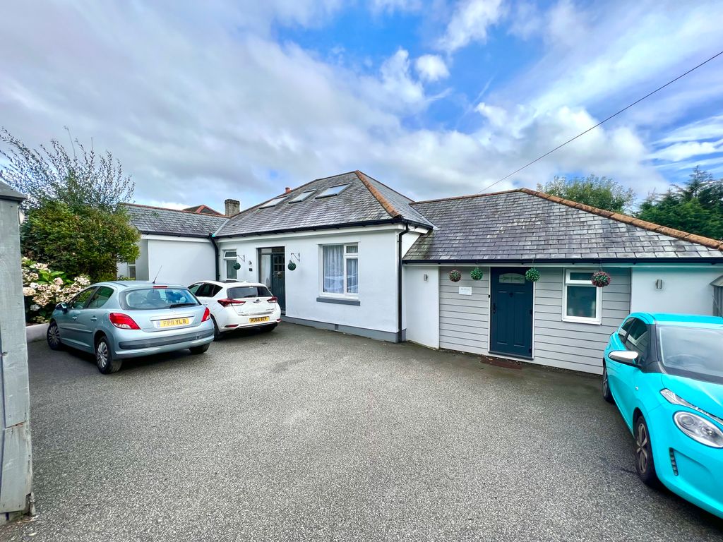 5 bed detached bungalow for sale in Trevarthian Road, St. Austell PL25 - Zoopla