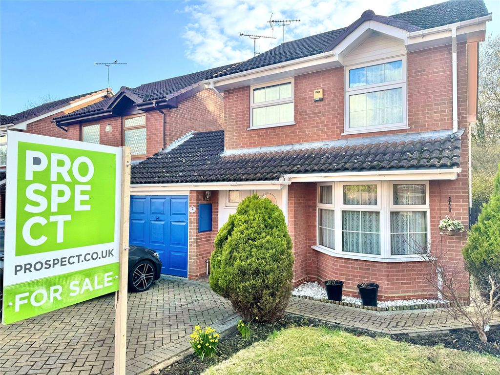 3 bed link detached house for sale in Constable Way, College Town ...