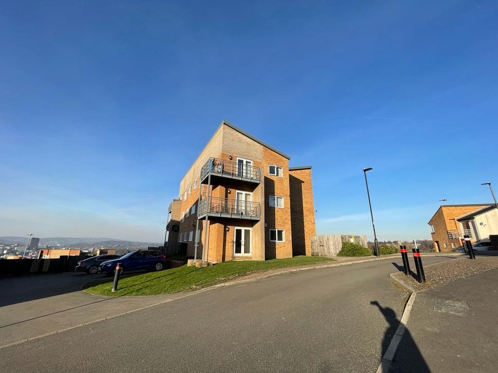 2 Bed Flat For Sale In Kenninghall View Sheffield South Yorkshire S2