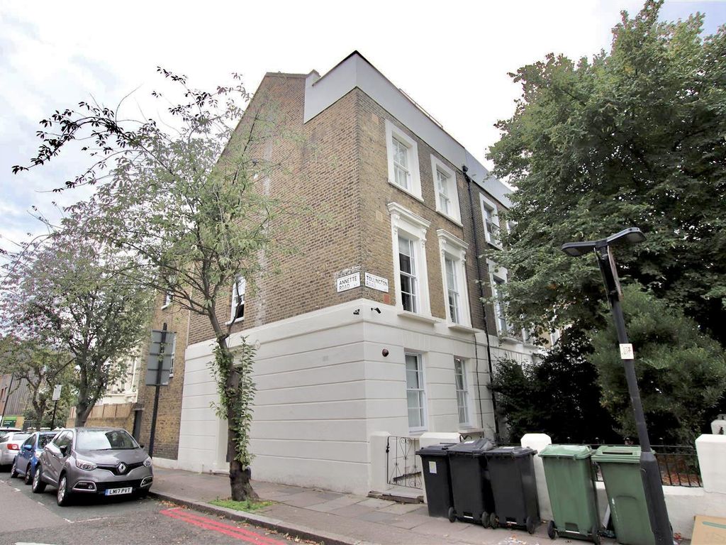 Studio to rent in Tollington Road, London N7, £1,400 pcm - Zoopla