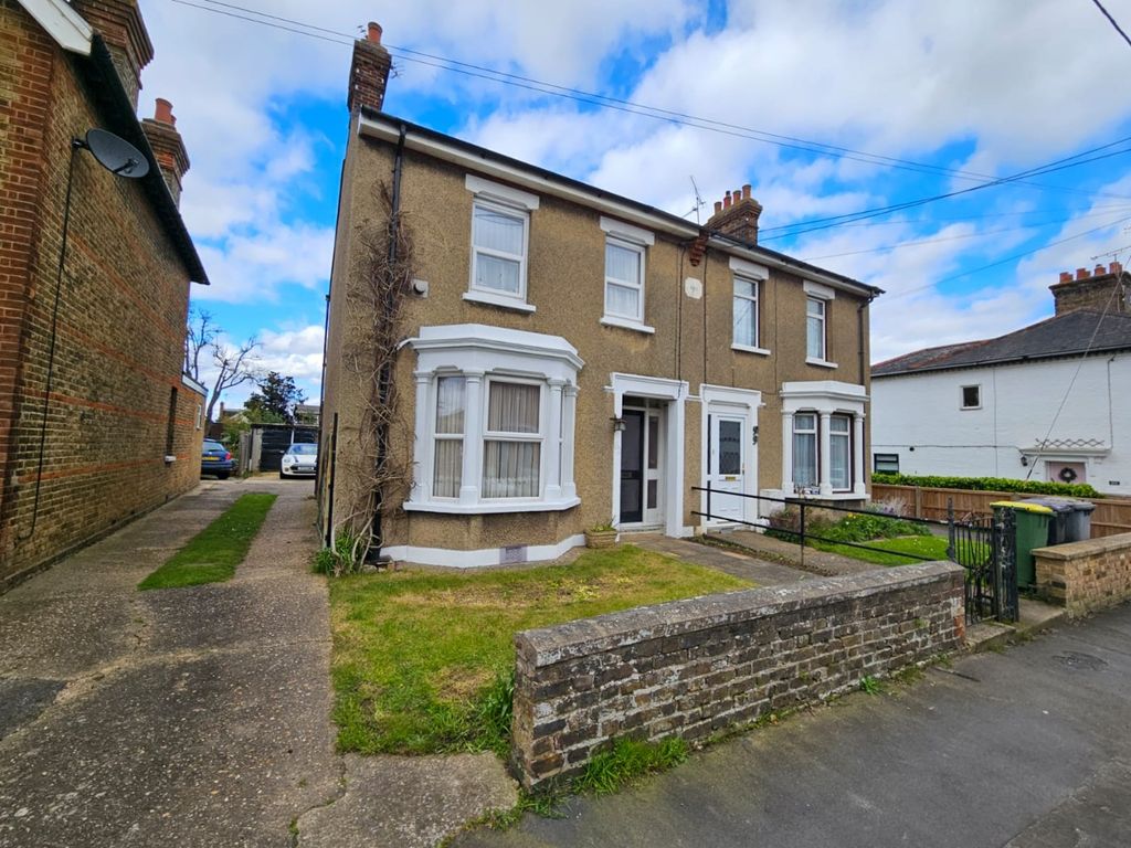 3 Bed Semi Detached House For Sale In Stambridge Road Rochford Essex