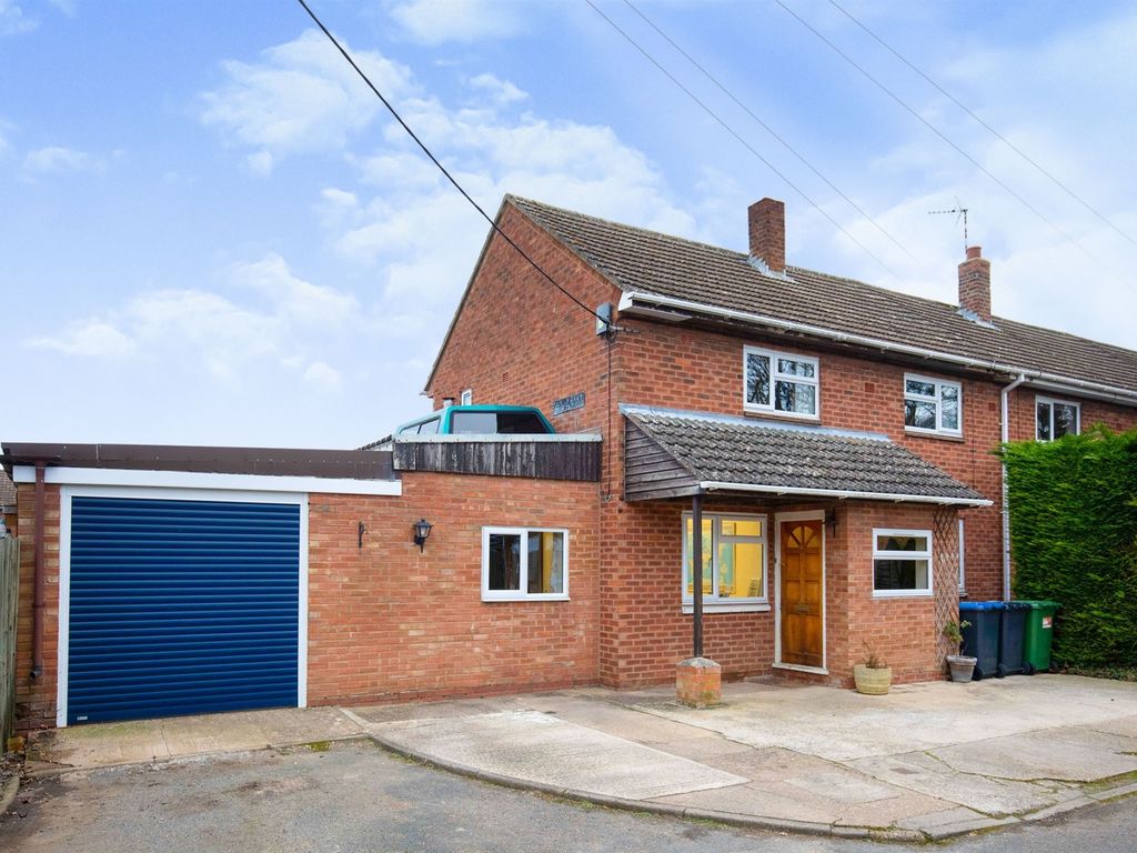 3 Bed Semi Detached House For Sale In Kenilworth Road Lighthorne Heath
