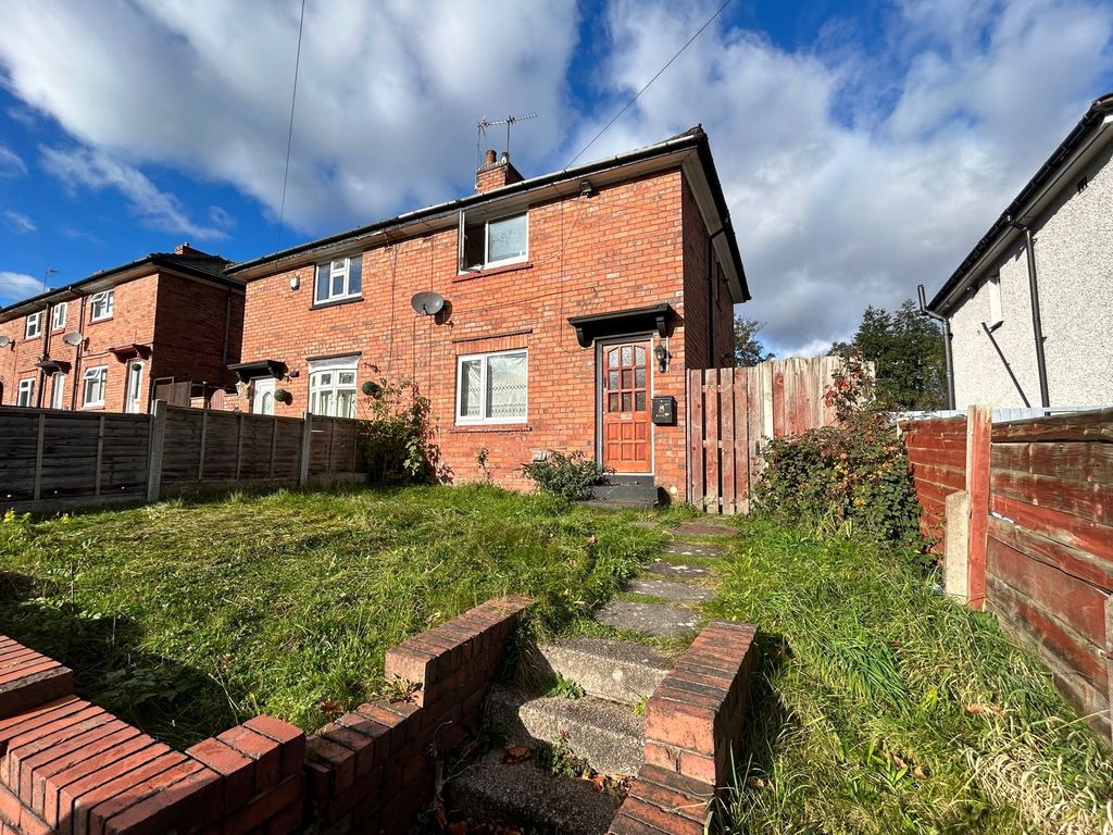 2 Bed Semi Detached House For Sale In Mayfield Road Dudley Dy1 £